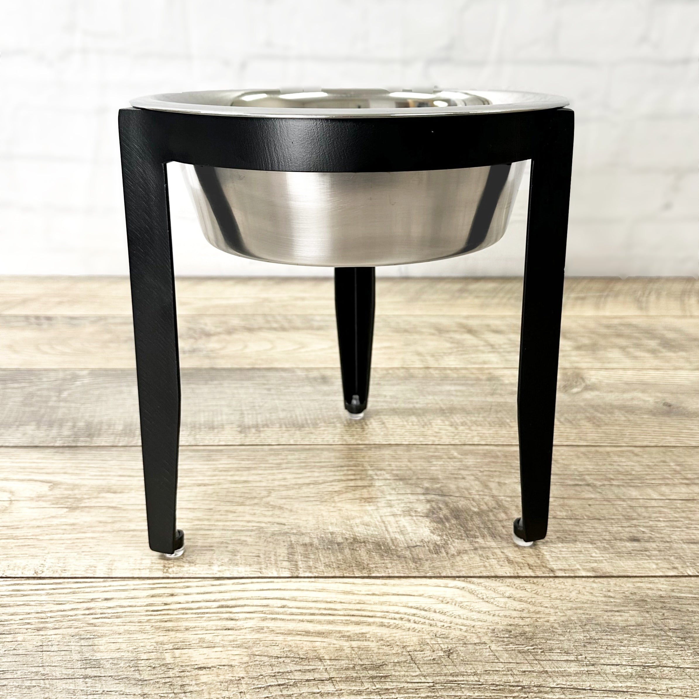 Outdoor Dog Water Bowl w/ Iron Stand. Small - Large Dog. Heavy Duty ...